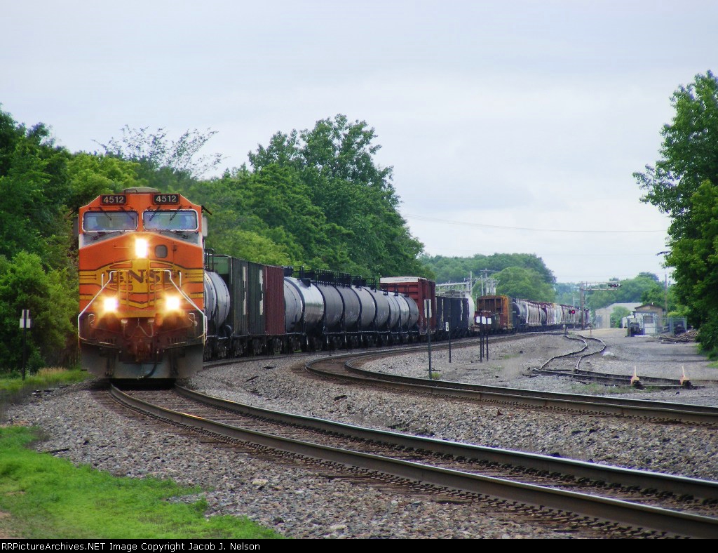 BNSF 4512